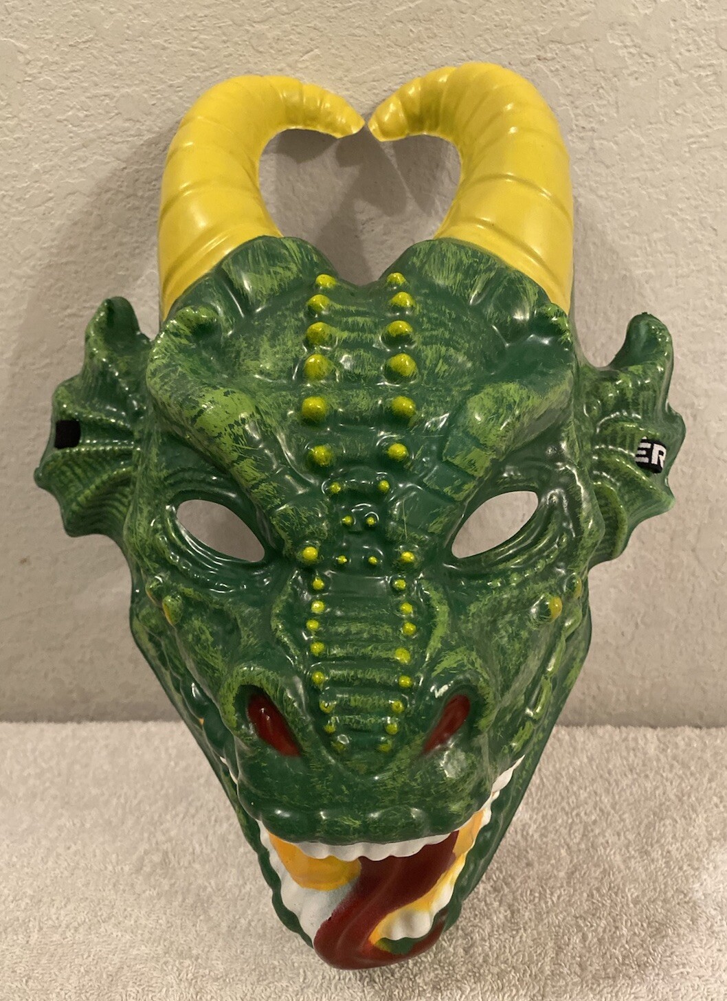 Monster Jam Green Dragon Mask, Plastic, Field Motorsp… - Gem