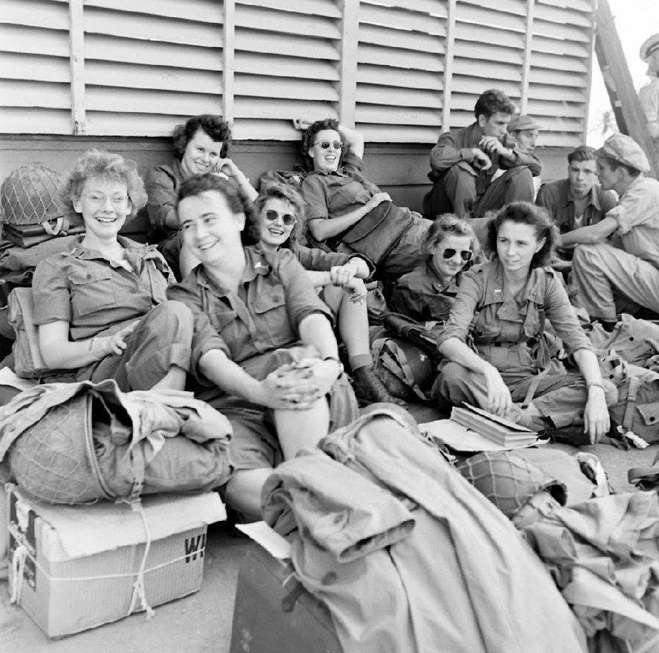 WW2 WWII Photo US Army Nurses on Guam 1945 World War Two / 1373 | eBay
