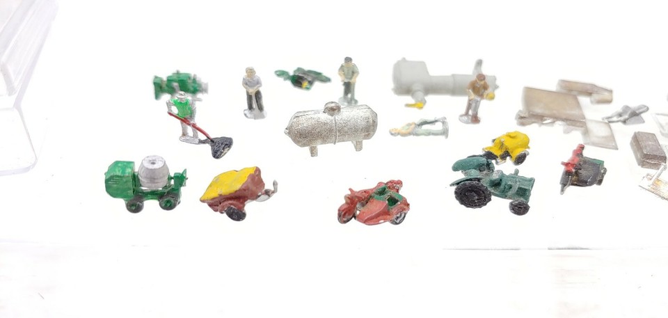 N Scale Pewter Figures Workmen Tractors Motorcycles Cement Mixer Farm ...