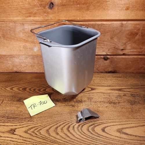 Breadman Plus TR-700 Bread Maker OEM Parts Bread Pan & Paddle | eBay