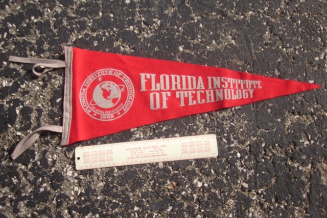 FLORIDA INSTITUTE OF TECHNOLOGY vtg felt pennant 1960s flag Melbourne ...
