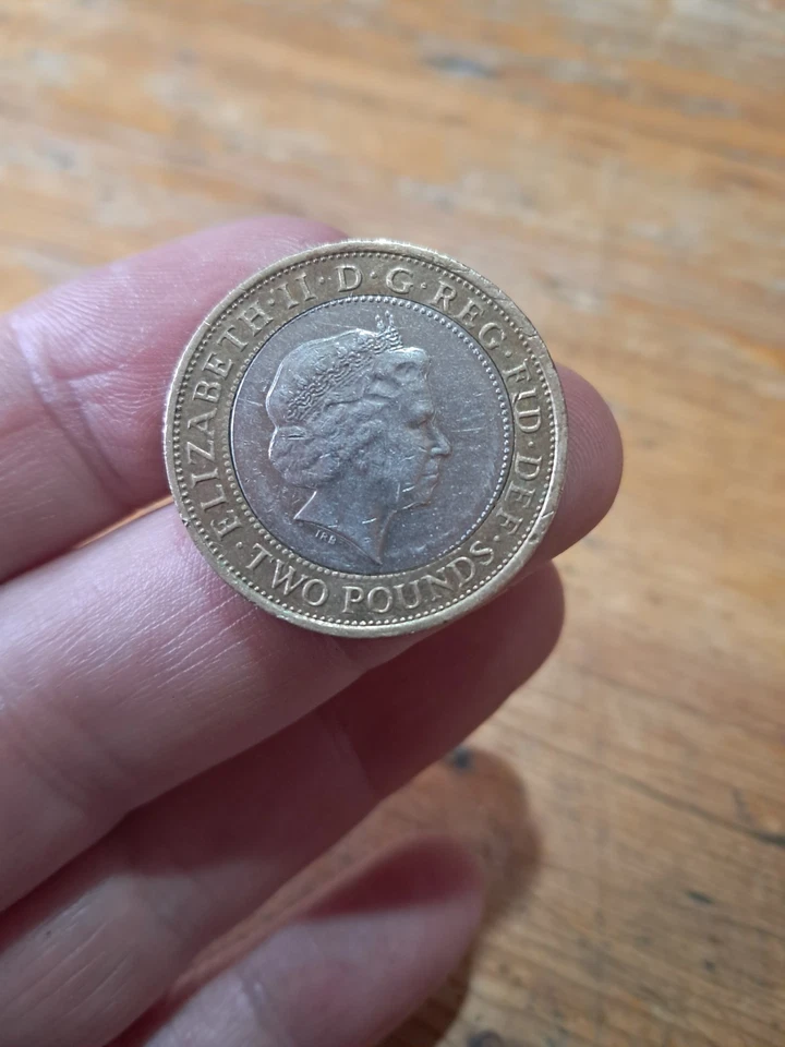 London Underground £ 2 Coin British Two Pound Coins (c.1971-Now) for ...