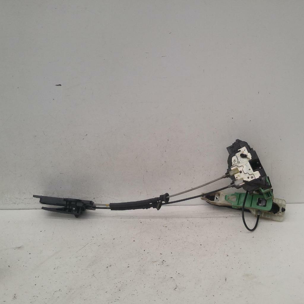 02/09 - 04/2012 HYUNDAI I30 DOOR LOCK MECHANISM LATCH CENTRAL LOCKING ...