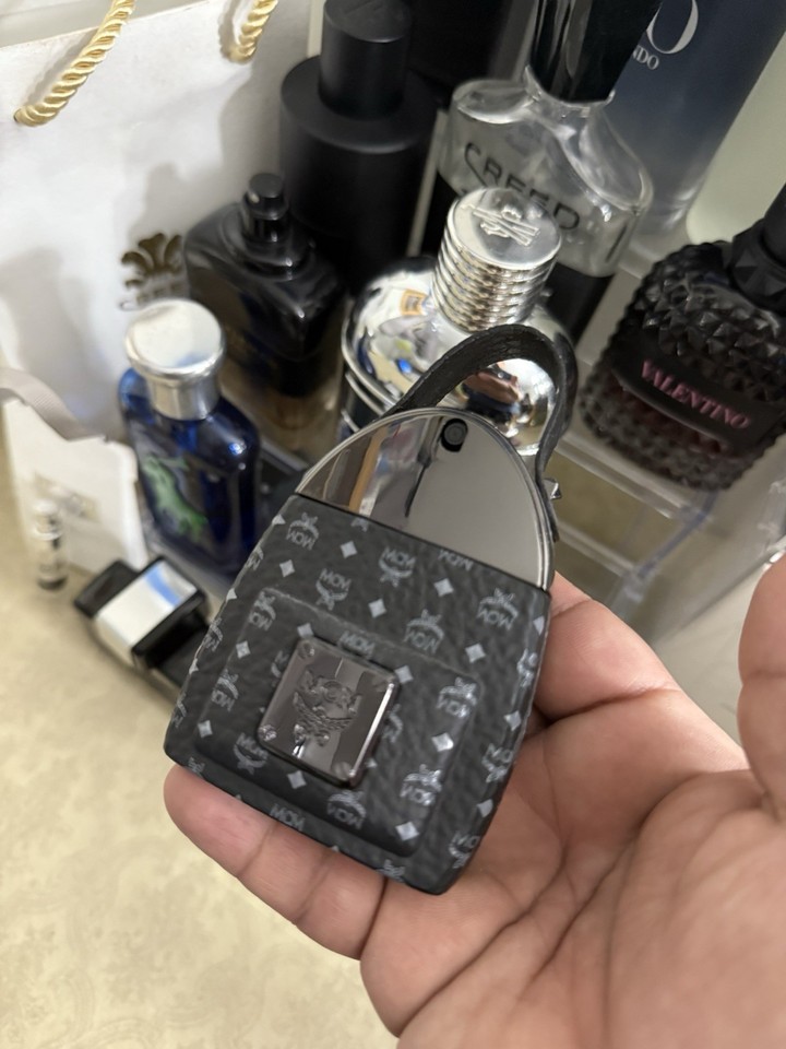 Mens Cologne Lot of 8 Pre Owned High End Brands Various Fragrances See ...