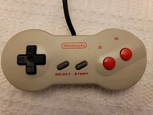 Nintendo Famicom / NES Official Dogbone Style OEM Controller FC HVC-102 ...