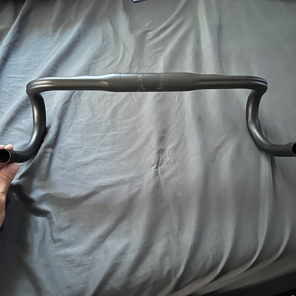 Trek Bontrager Pro IsoCore VR-CF Road Handlebar 42cm | eBay