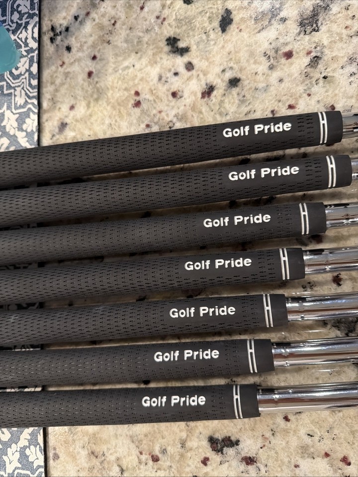 GREAT Taylormade P7TW Irons 4-PW Tour Issue Dynamic Gold Steel X100 | eBay