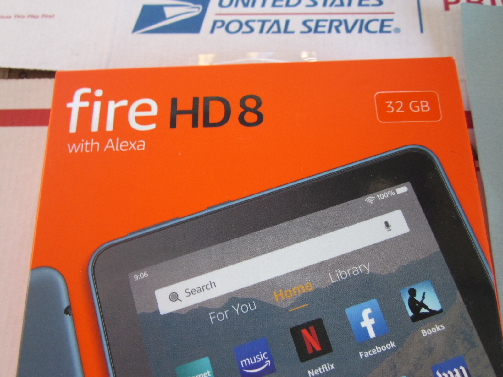 Amazon Fire HD 8 (8th Generation) 32 GB, Wi-Fi, 8 in - Black (without ...