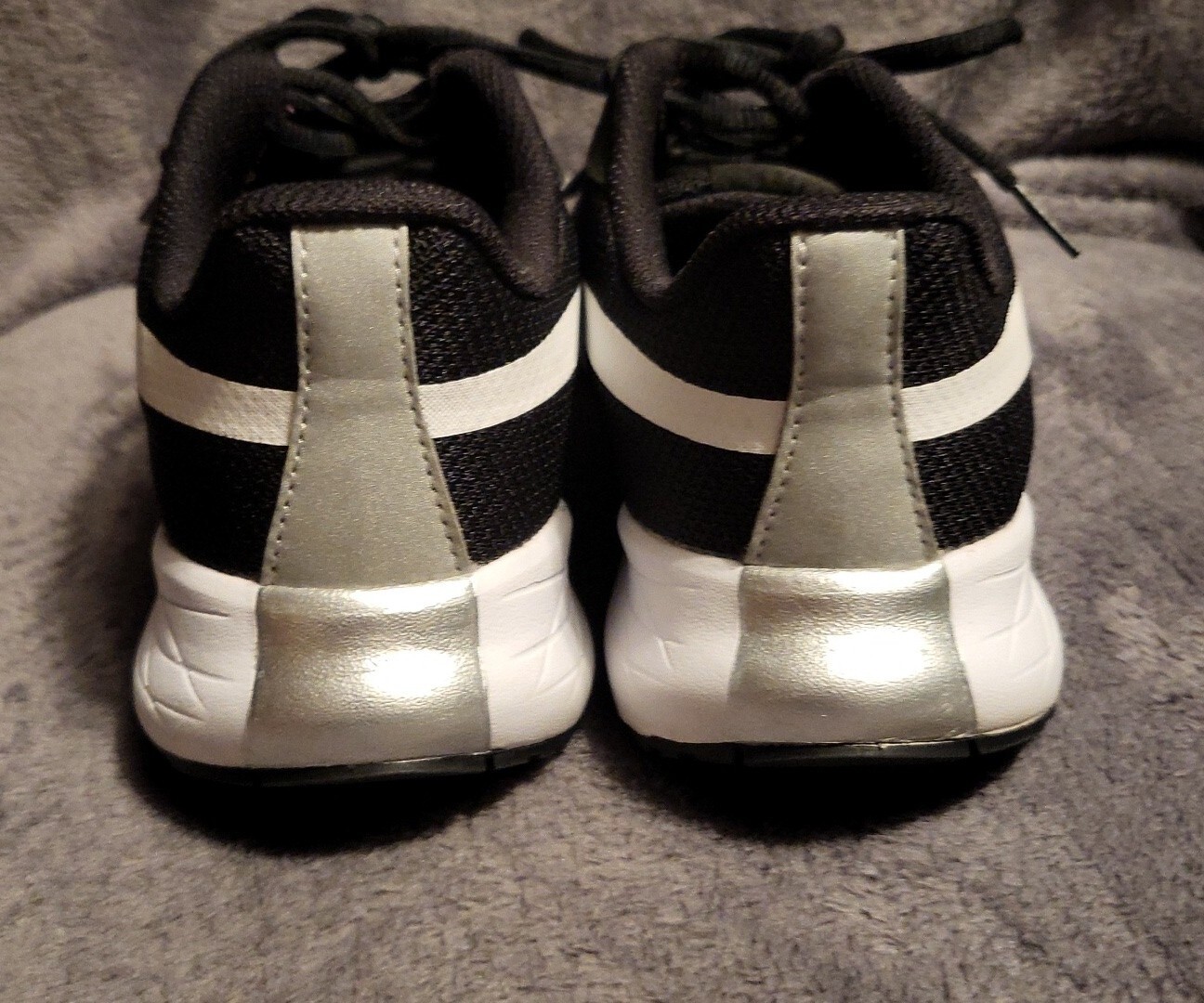 REEBOK Womens Size 9- FUEL FOAM in Black and White | eBay