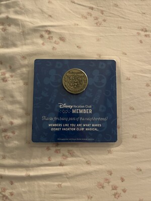 NEW DVC AULANI medallion coin sealed pkg - Disney Vacation Club ...
