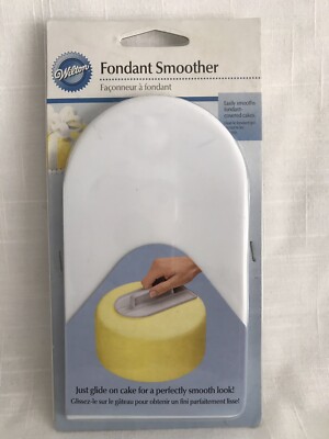 NEW Wilton Fondant Smoother: Easily Smoothes Fondant Covered Cakes | eBay