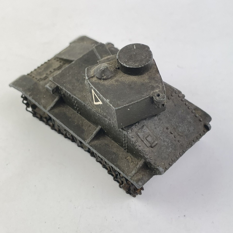 Vintage Dinky Toys No. 152A Vickers Light Tank Army | eBay UK