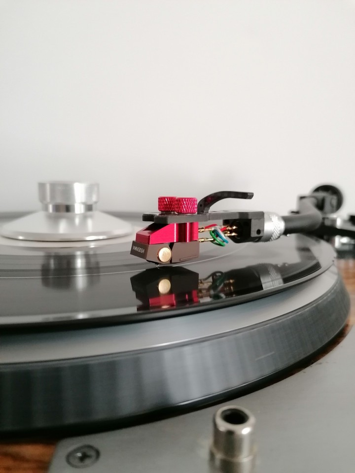 Audio Technica VM750SH Shibata RigB Modified Cartridge & carbon fibre ...