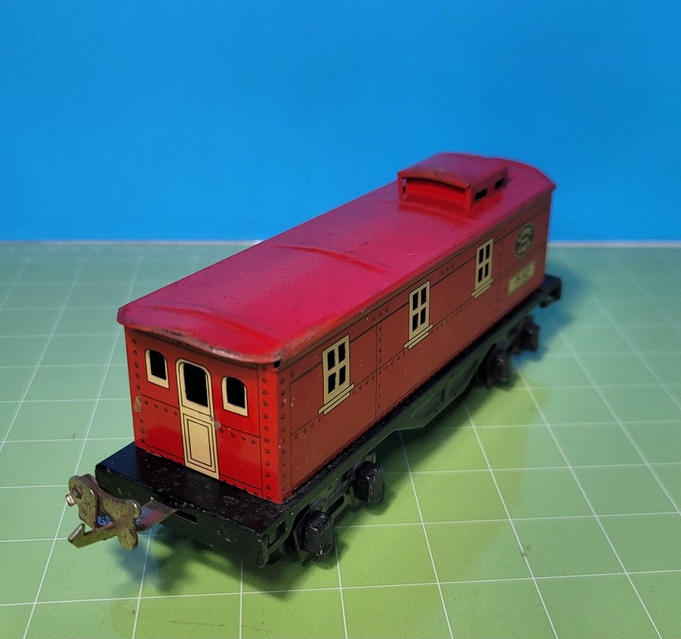 CB34: Very Nice Lionel Prewar No.1682 Red Tin Train Car Caboose Metal O ...