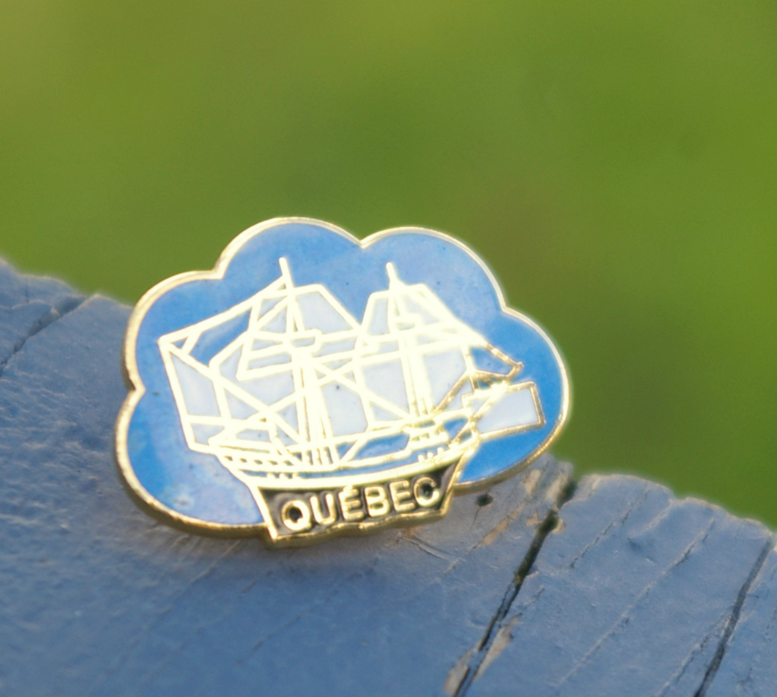 Quebec Sail Boat Ship Gold Tone Metal & Enamel Lapel Pin Pinback | eBay