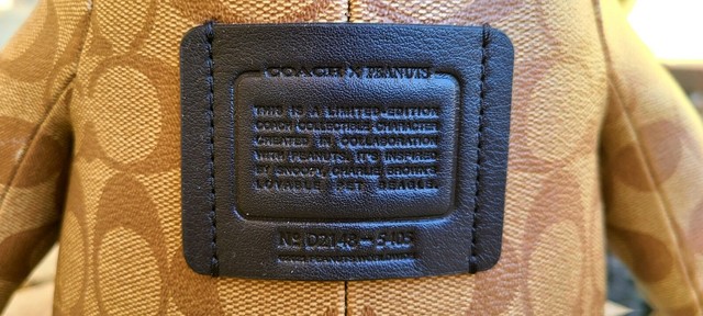 Le 2021 Coach X Peanuts Snoopy in Signature Canvas Collectible Doll for ...