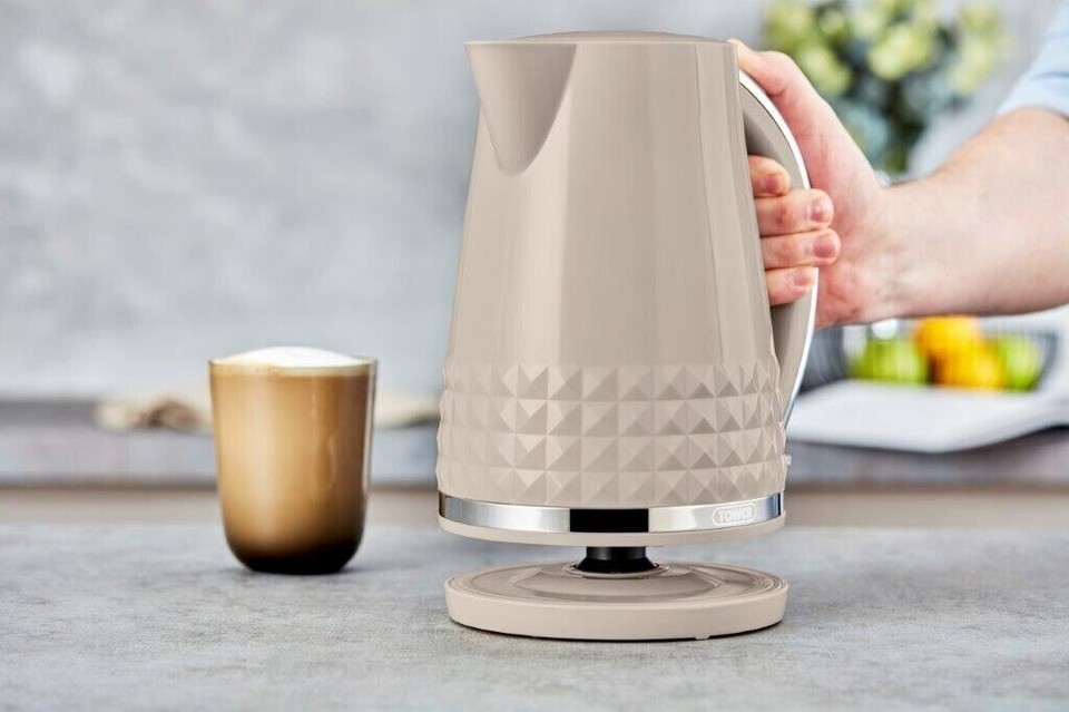 Tower Solitaire Latte 2 Slice Toaster & 1.5L 3KW Kettle Set T10075 ...