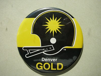 RARE 1982 USFL FOOTBALL DENVER GOLD TEAM LOGO PIN PINBACK BUTTON SHARP ...