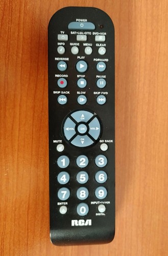 RCA 3-Device Universal Remote Control Model RCR3273R for TV/SAT/CBL/DTC ...