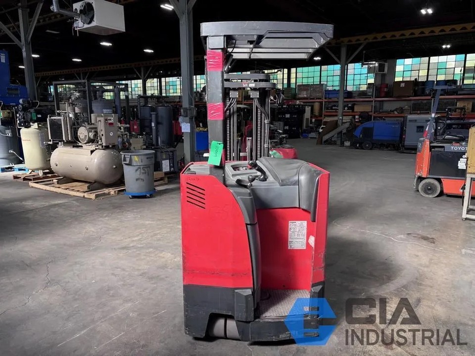 2018 - 5,000 LB. RAYMOND MODEL 425-C50TT STAND-UP ELECTRIC FORKLIFT | eBay