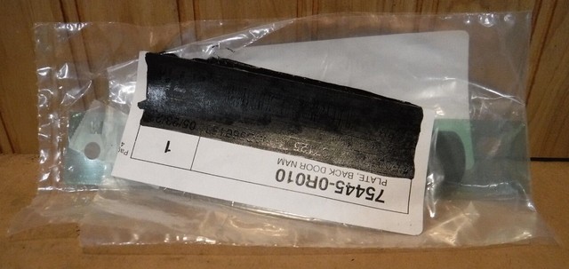 Genuine Toyota Nameplate 75445-0R010 for sale online | eBay