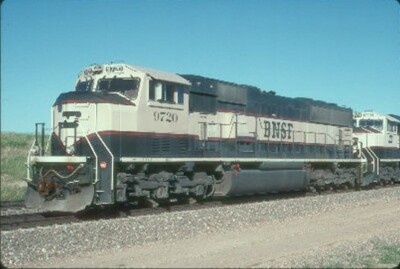 BNSF 9720 SD-70MAC --- Original Slide T2-8 | eBay