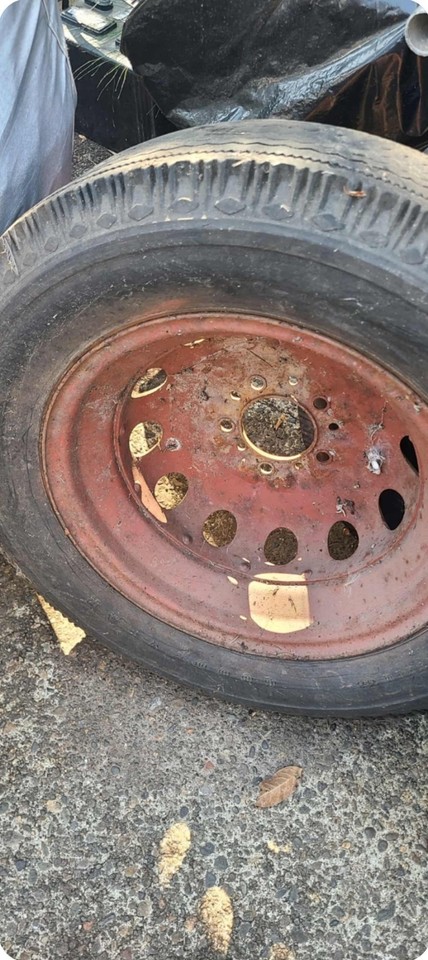 1936 1937 Cord 810 812 Wheels No Cracks, Rusted Hub Cap Ring | eBay