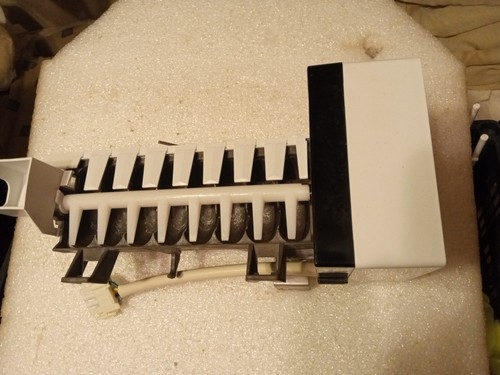 USED,,,FRIGIDAIRE REFRIGERATOR ICE MAKER FFSS2615TP0 241798211 ...