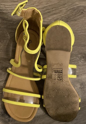 Qupid Women’s Ankle Buckle Yellow And Clear Plastic Sandal Sz 6.5 EUC ...
