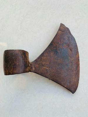 Primitives - Axe Tomahawk