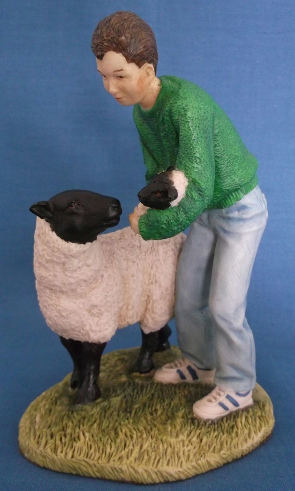 HEREDITIES YOUNG SHEPHERD BOY SHEEP LAMB FARMING FIGURINE PARSONS 1990 ...