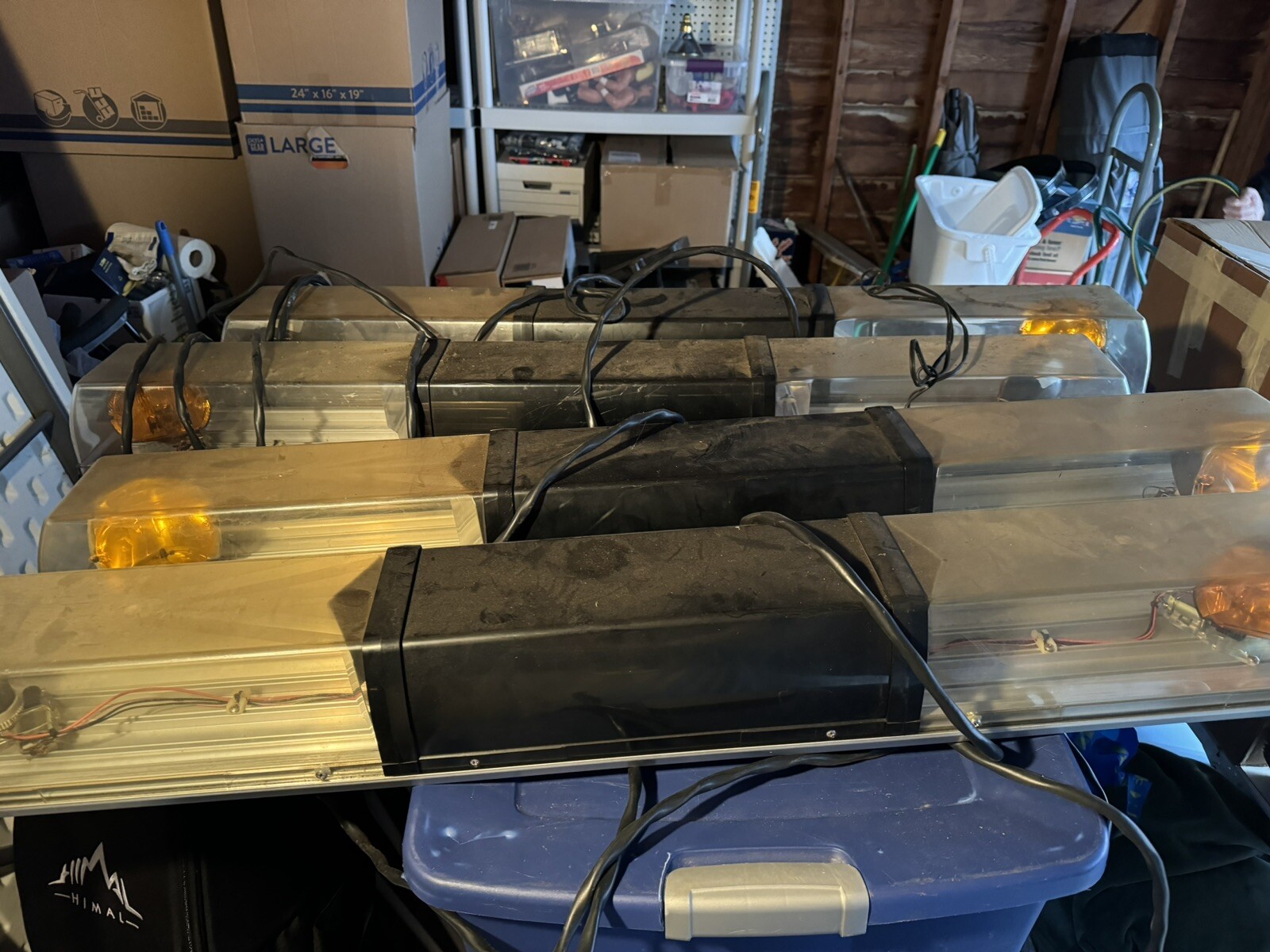 Whelen Edge 9000 Light Bar Lot Of 4 - Val-U-Bar Low Profile Lightbar ...