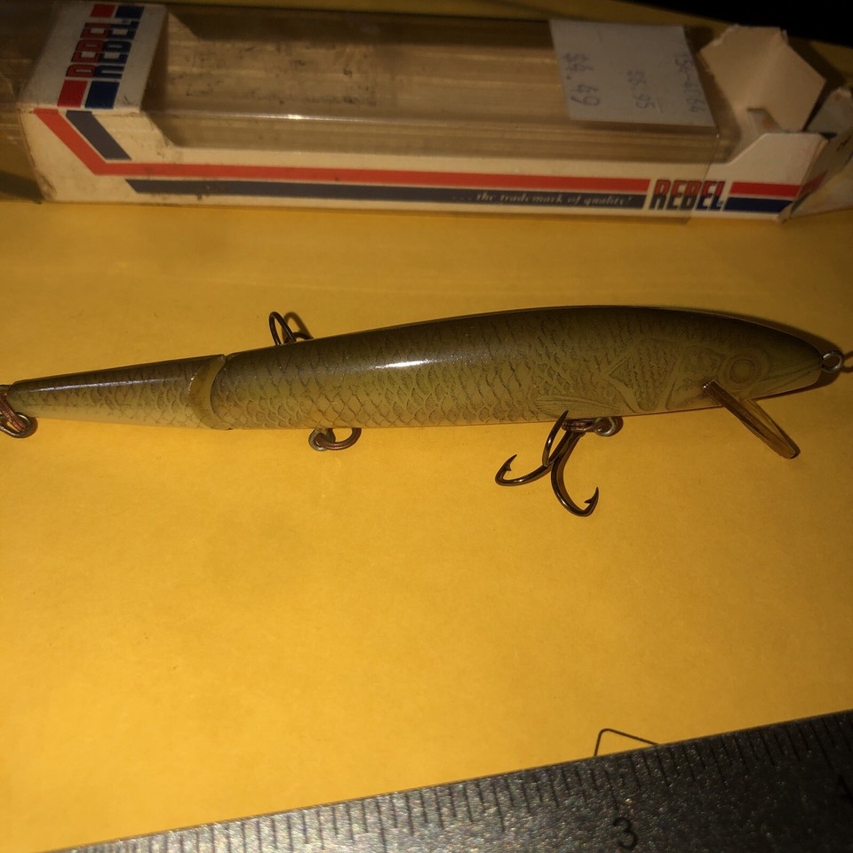 RARE 4.5" VINTAGE REBEL JOINTED MINNOW J2081 NATURALIZED WALLEYE ...