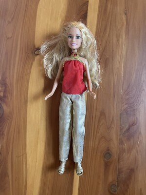 Disney High School Musical 2 Summer Styles SHARPAY Doll In Red/Gold ...