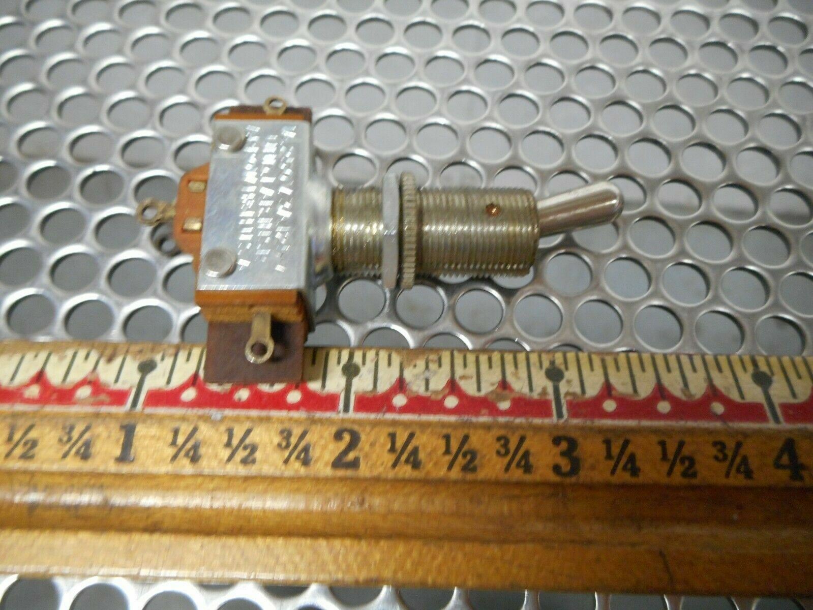 Arrow Hart 1A 250V 3A 125V Extended Toggle Switch New Old Stock (Lot of ...
