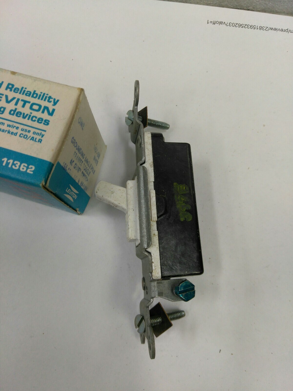 Leviton 1451-2w Toggle Switches 15 Amp-white for sale online | eBay