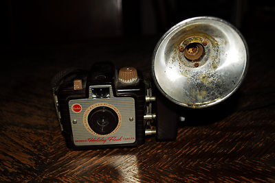 Kodak Brownie Holiday Flash vintage camera, nice for display or ...