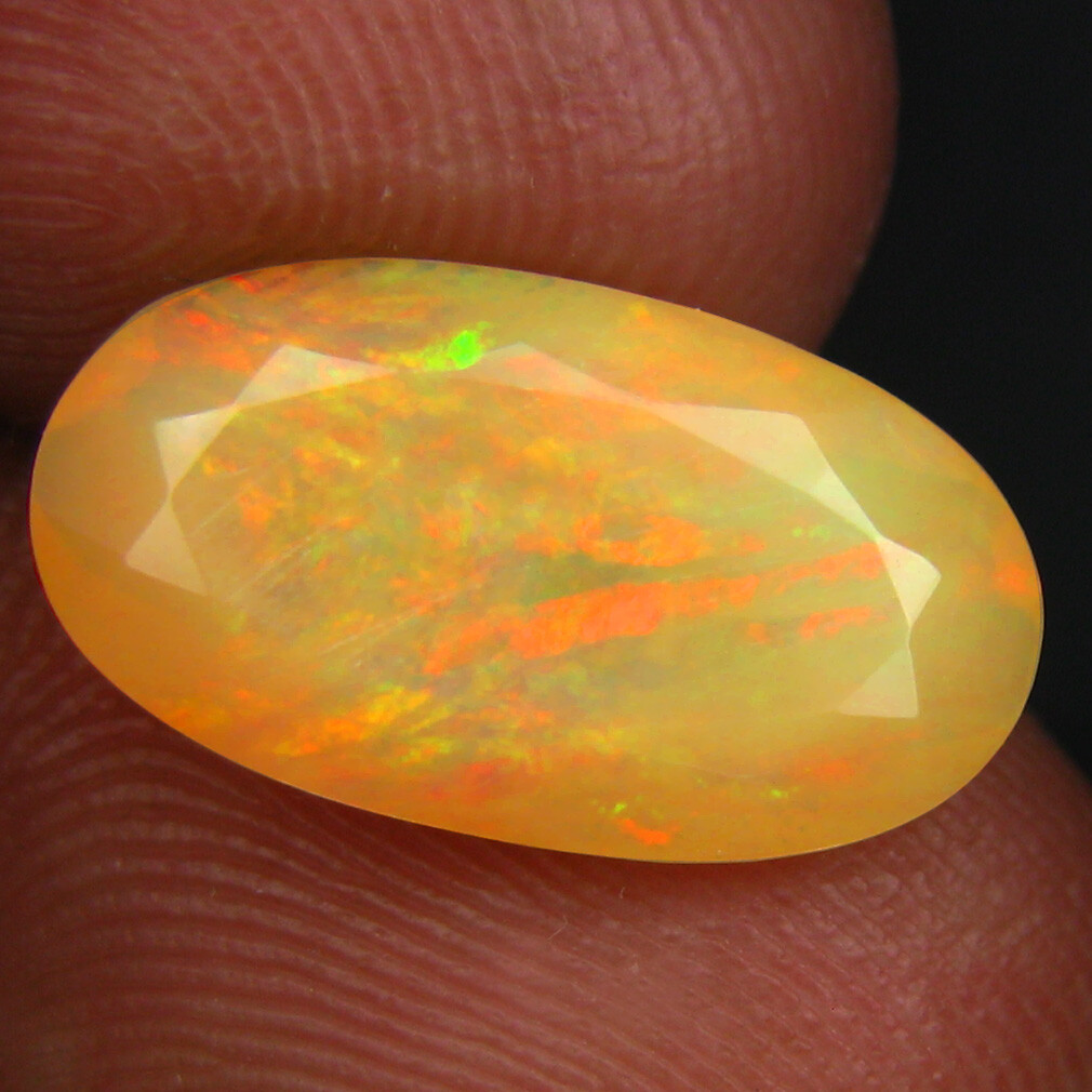 2.68 ct Terrific Oval (14 x 8 mm) Un-Heated Ethiopia Rainbow Opal Loose ...