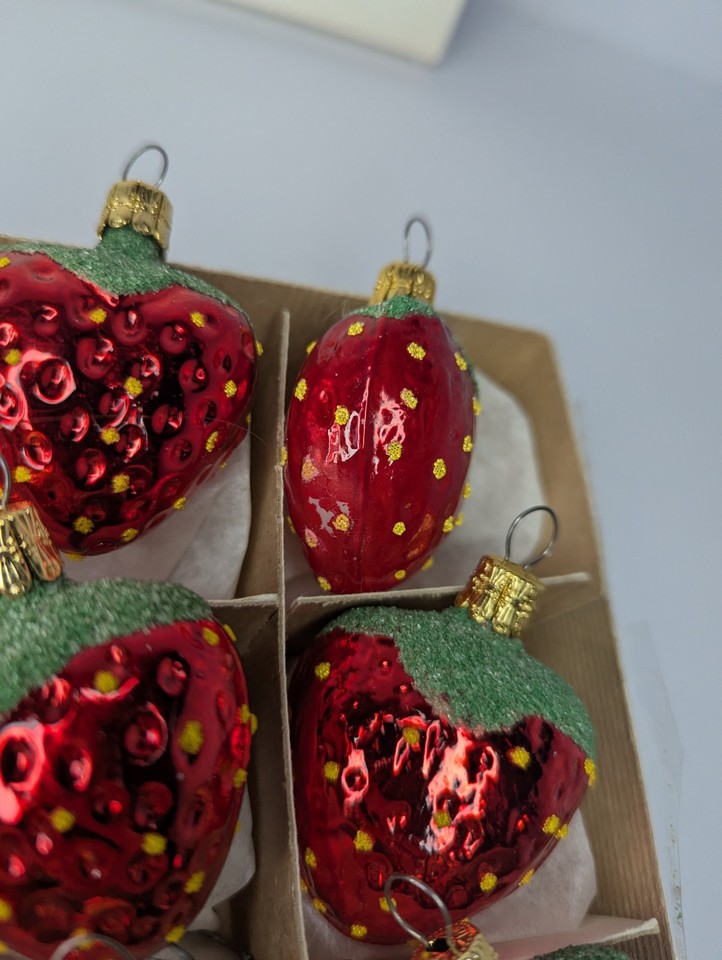 12 Vintage CZECH Blown Glass STRAWBERRY Mica Christmas Ornaments Orig ...