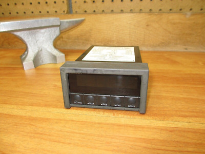 Temperature Controllers - Digital Temperature Indicator