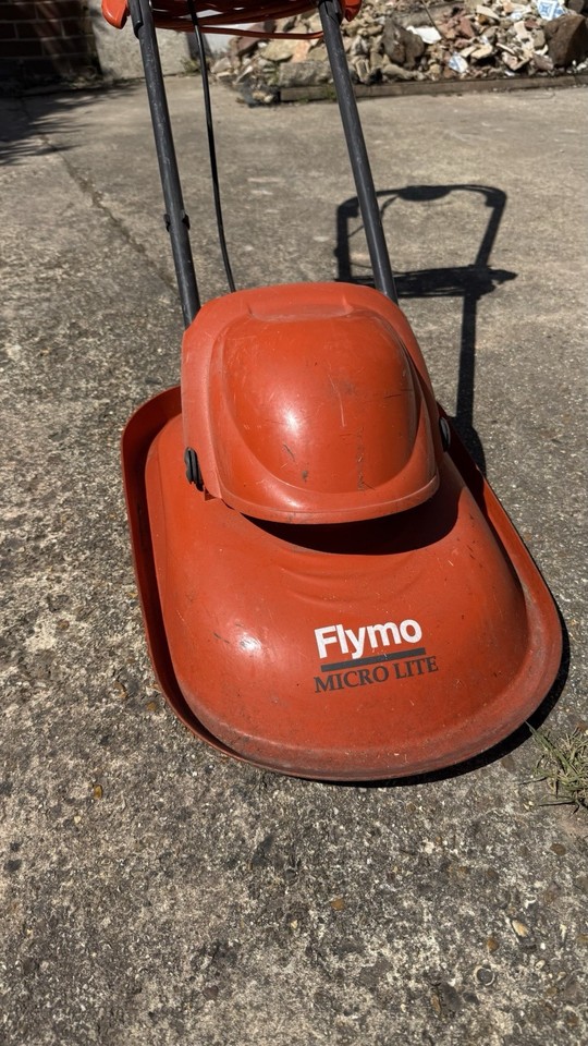 Flymo Micro Lite 28 Push Lawnmower Small Light Compact Folds Down ...