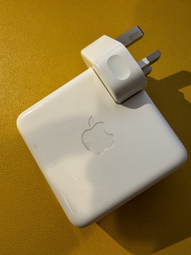 Genuine Apple 61W USB-C Power Adaptor - MacBook Pro / Air - Model A1947 ...