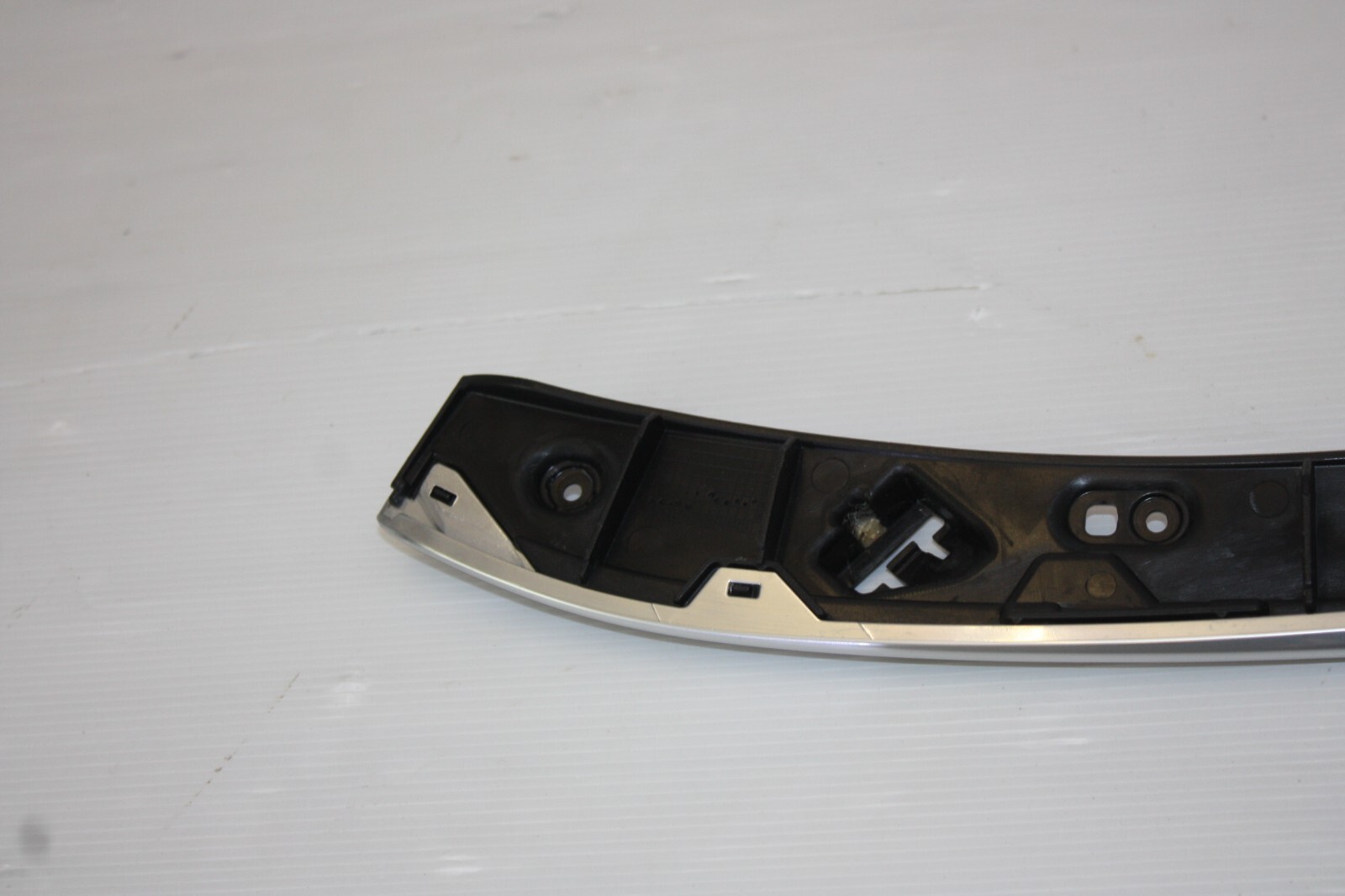 Kia Niro Left Side Headlight Support Bracket 2016 TO 2019 P2921-16050 ...