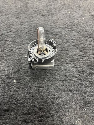 OEM Used Osram D1S Xenon Headlight Bulb 66140 OSRAM 66140 HID Bulb | eBay