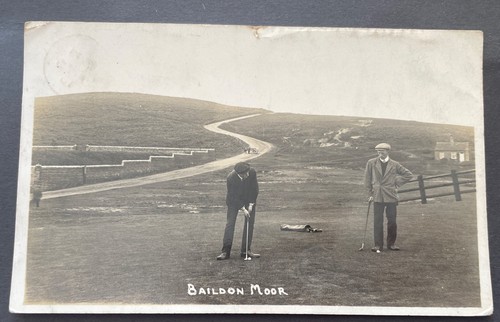 Basildon Moor, Essex Playing Golf Postcard | eBay UK