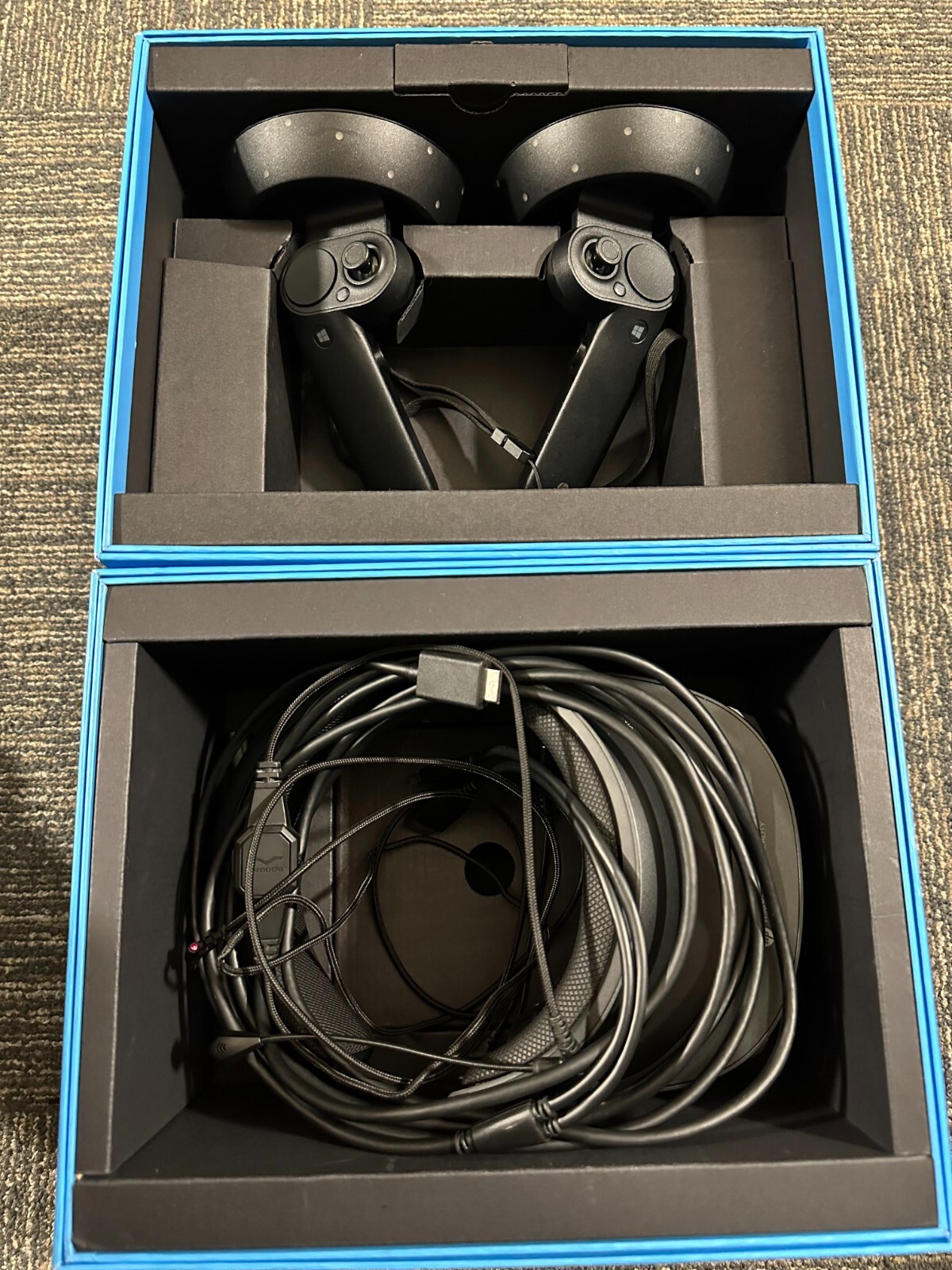 HP VR1000-100 Windows Mixed Reality Headset with Controllers ...