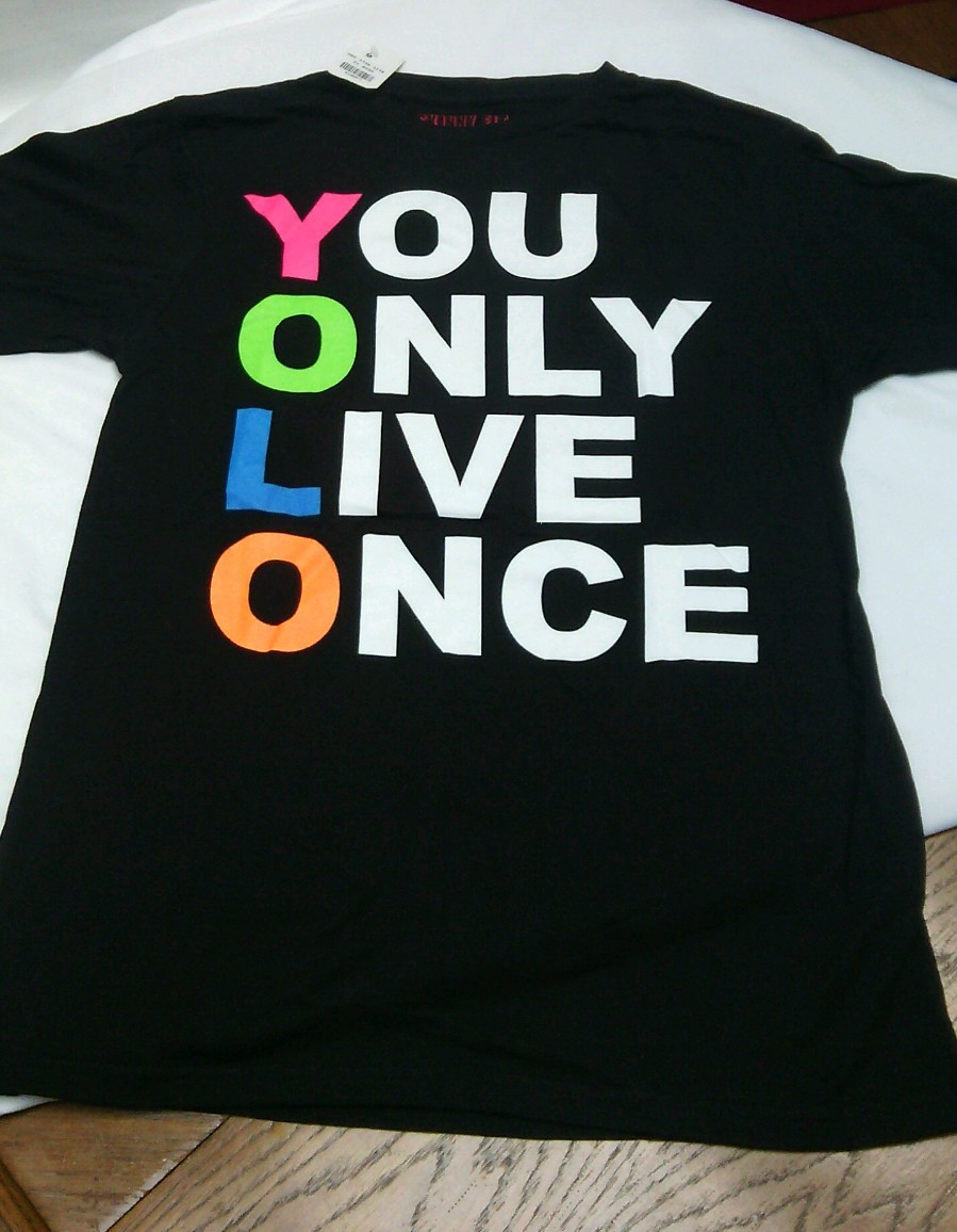 Camiseta Yolo Singapur