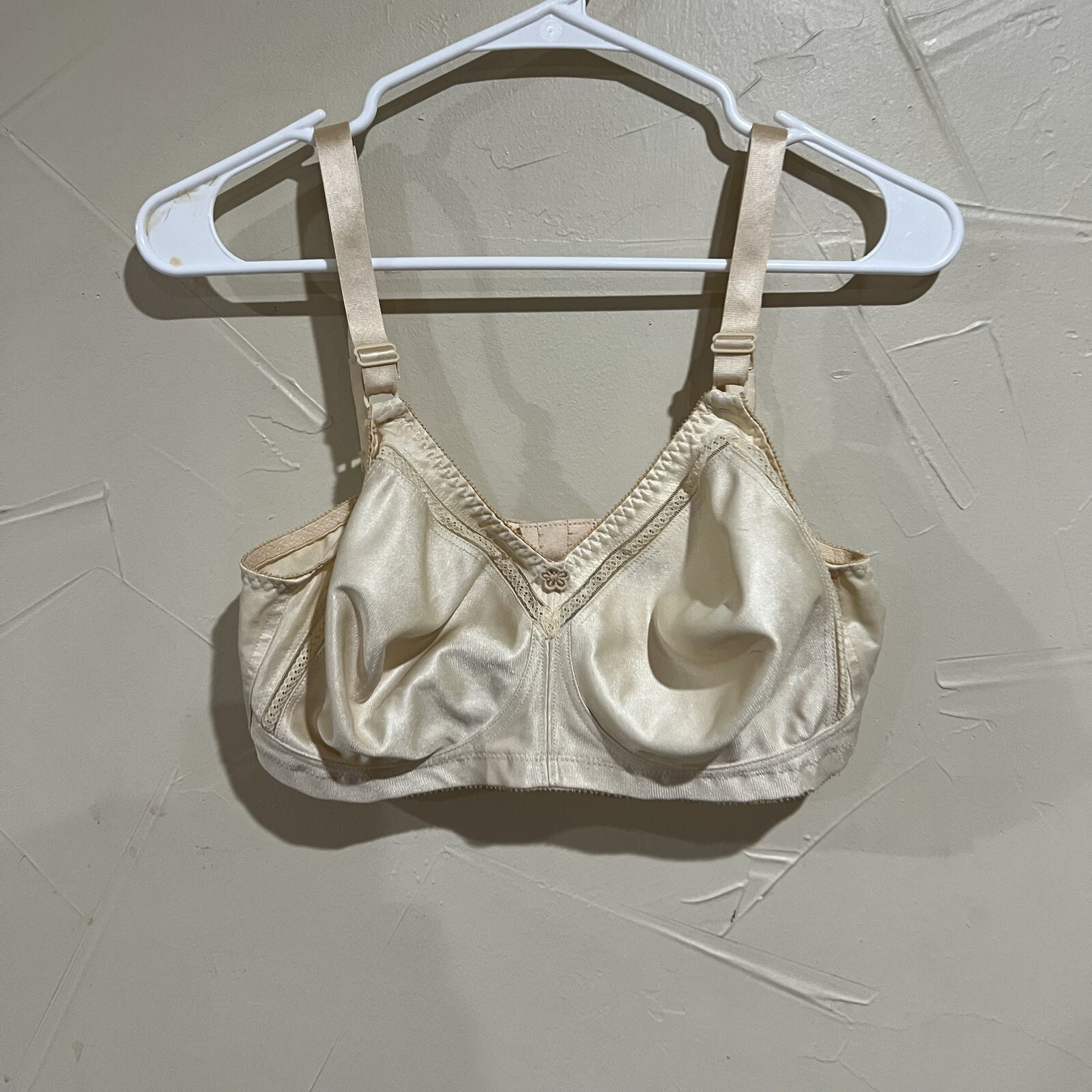 Vtg JC Penny Women’s Bra Size 36 DSilk Lace Bra Vtg 3… - Gem