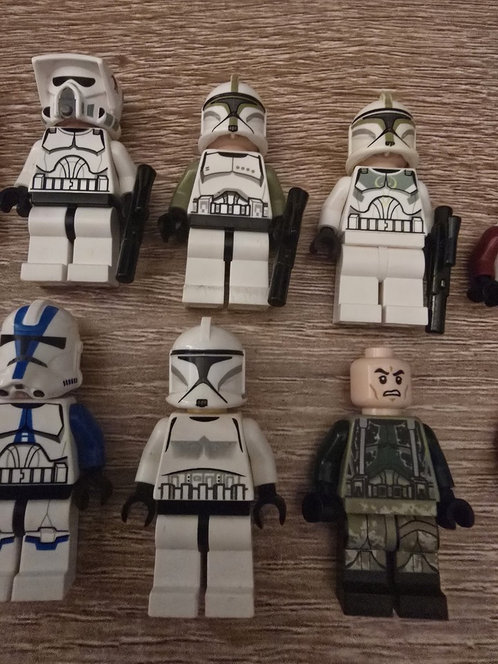 Lego Star Wars Minifigure Bundle Joblot With Clones And Clone Helmets ...