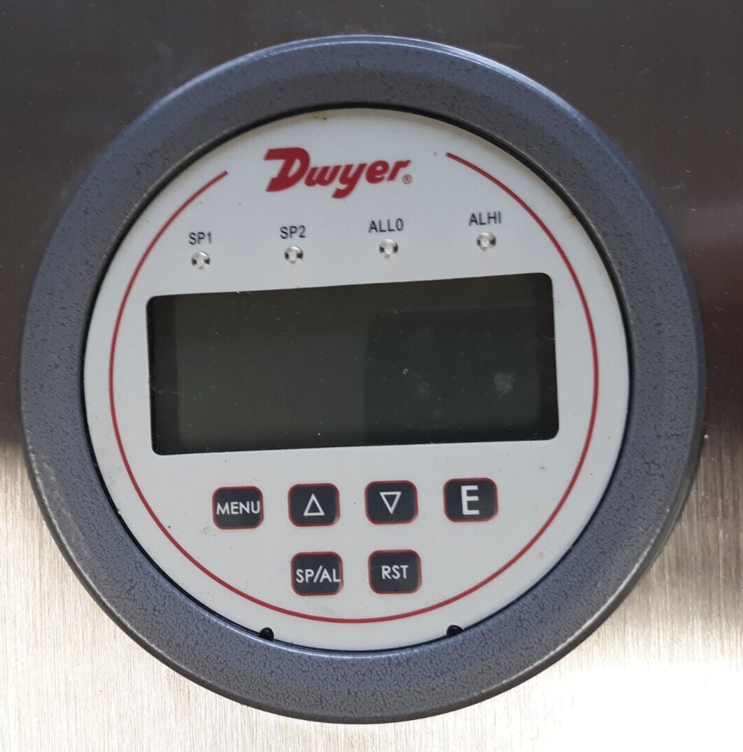 Adalet Stainless Steel Enclosure w/Dwyer DH3-002 Digihelic Pressure ...